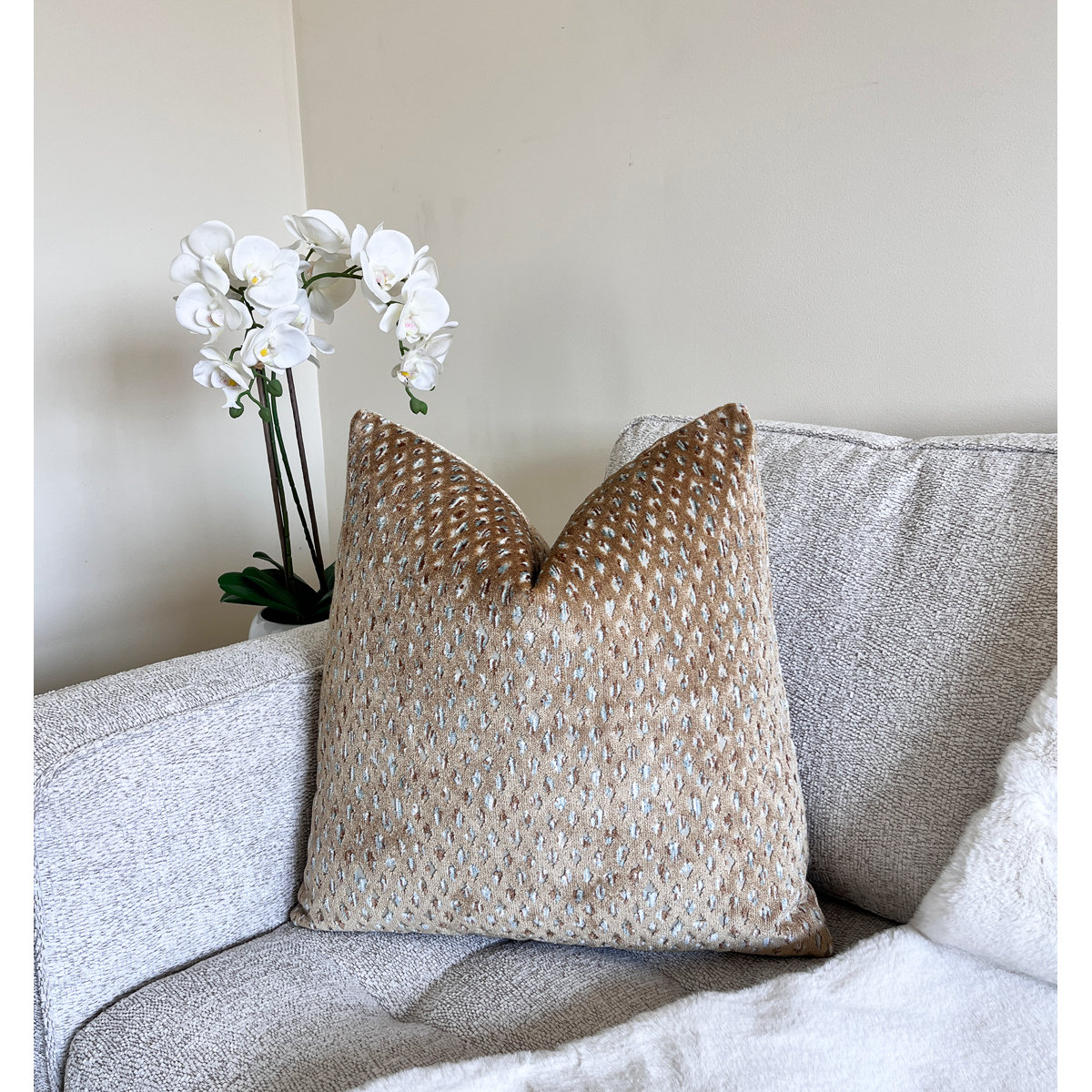 Smithy Home Couture Gilded Sand Velvet Throw Pillow Cover | Wayfair